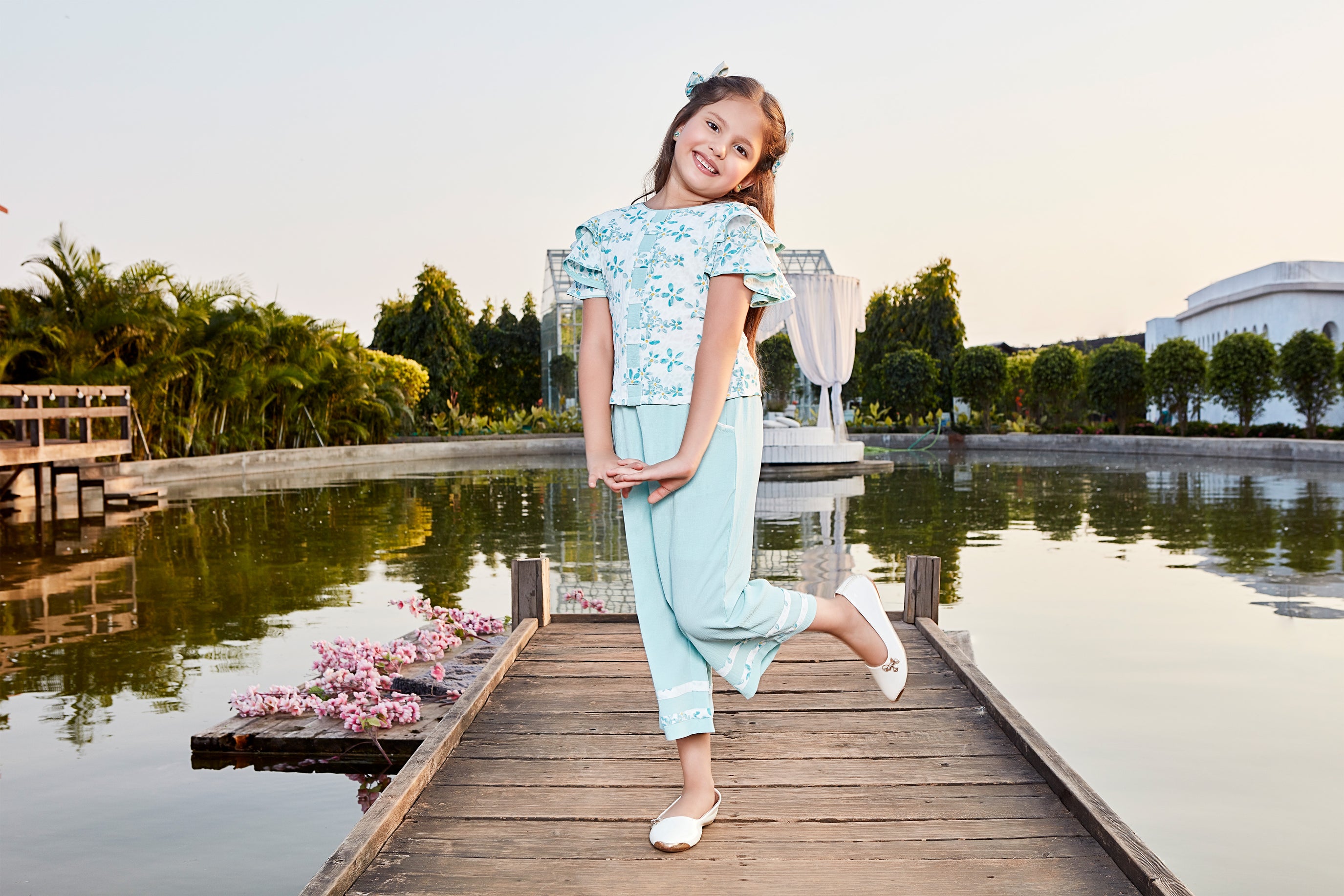Buy Kids Clothes, Dresses & Bottom Wear Online – Tiny Girl